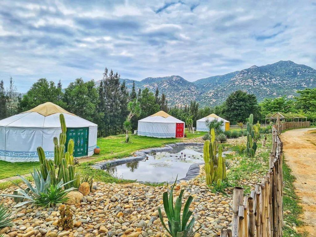 Tanyoli Ninh Thuận: Thảo nguyên Mông Cổ - Phong Cách Việt Travel